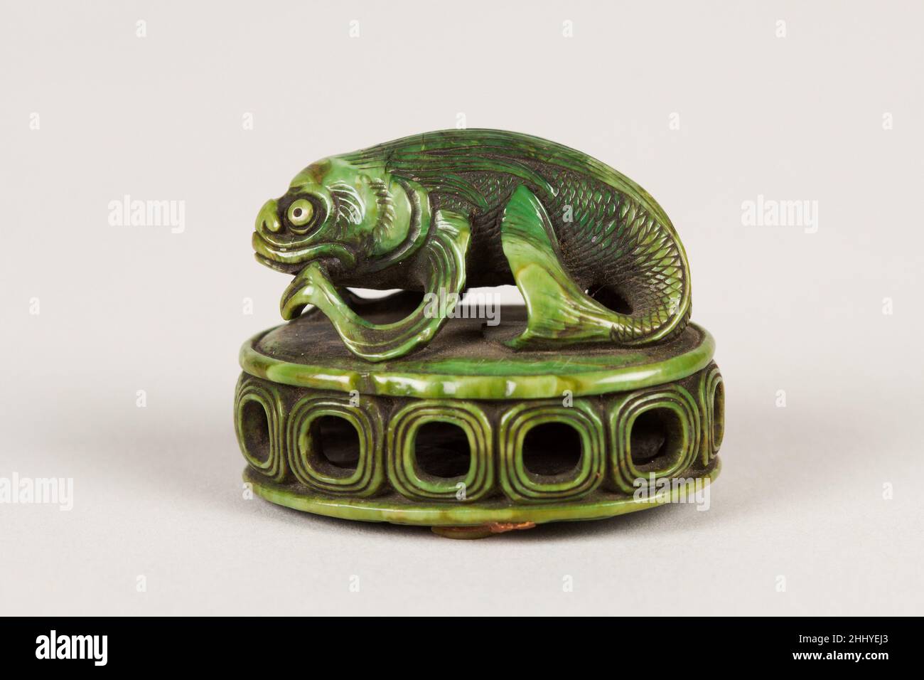 Netsuke fish hi-res stock photography and images - Alamy
