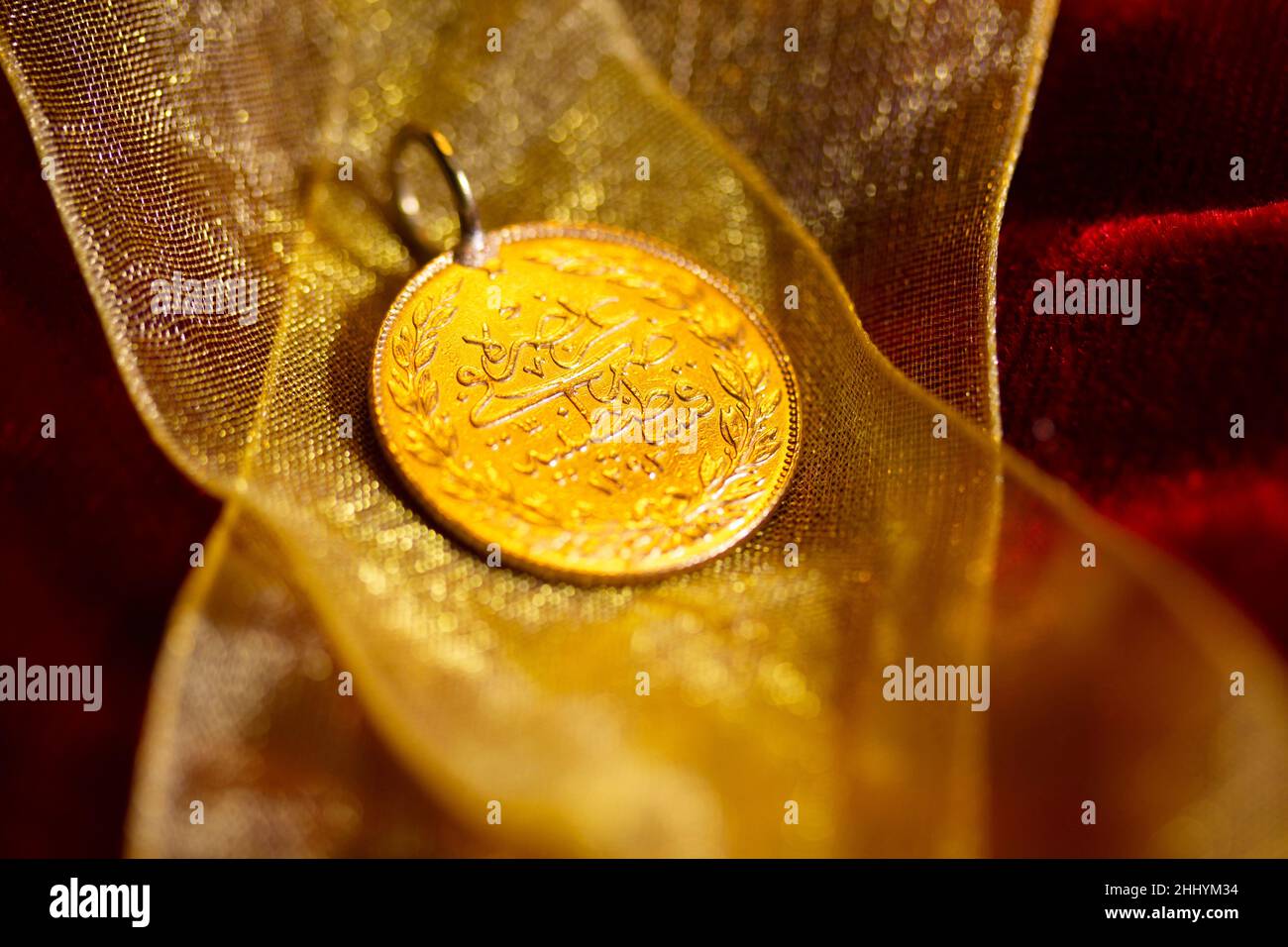 Investment gold hoarding. Turkish gold Stock Photo - Alamy