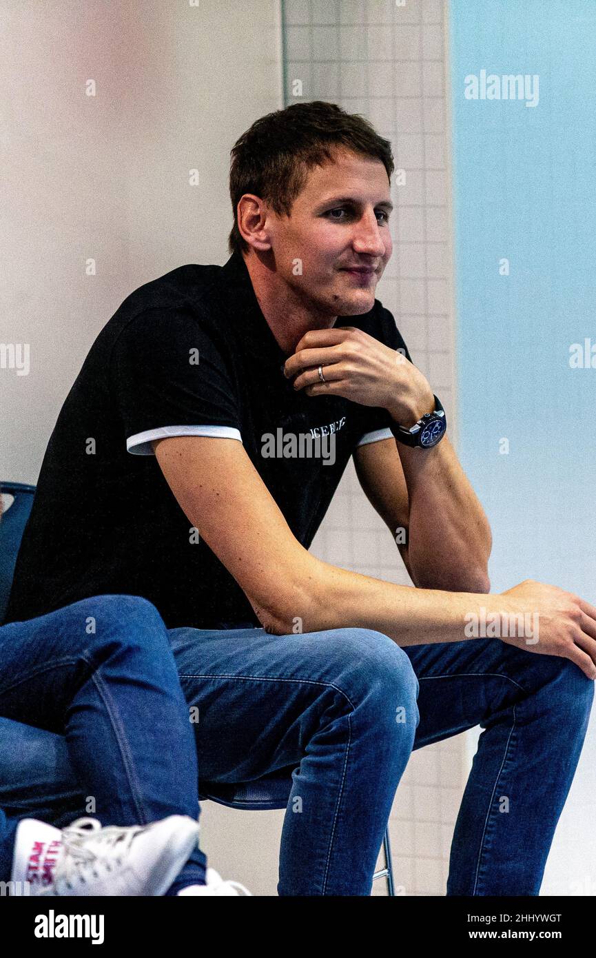 Sandro sukno hi-res stock photography and images - Alamy