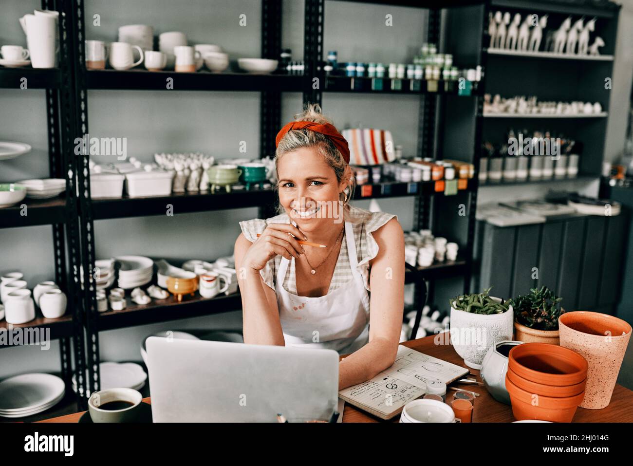 Work worker working workplace hi-res stock photography and images - Alamy