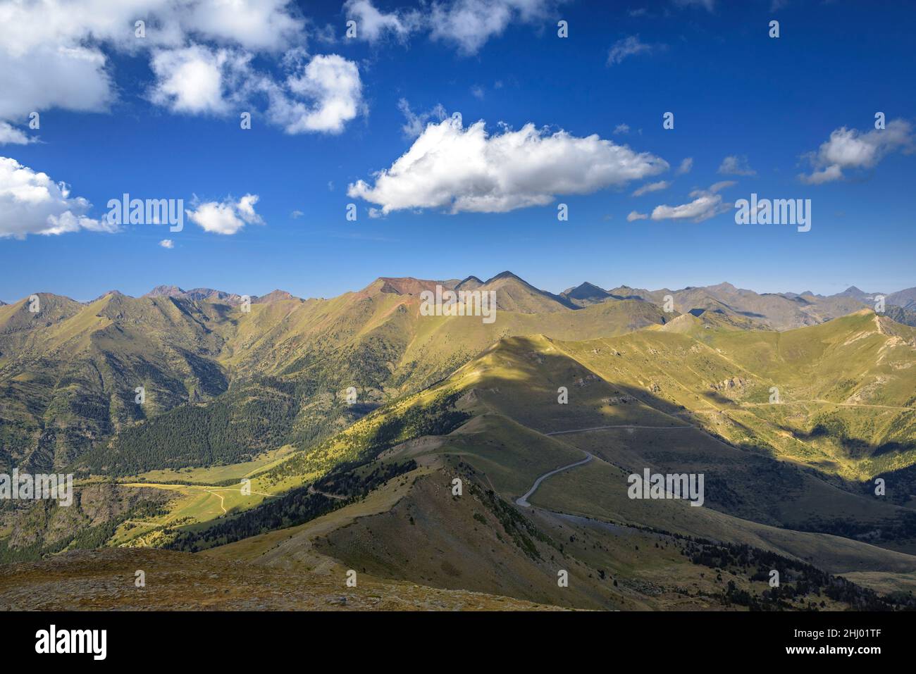 Monteixo peak, Tor valley and the Cabús mountain pass, seen from Pic de ...