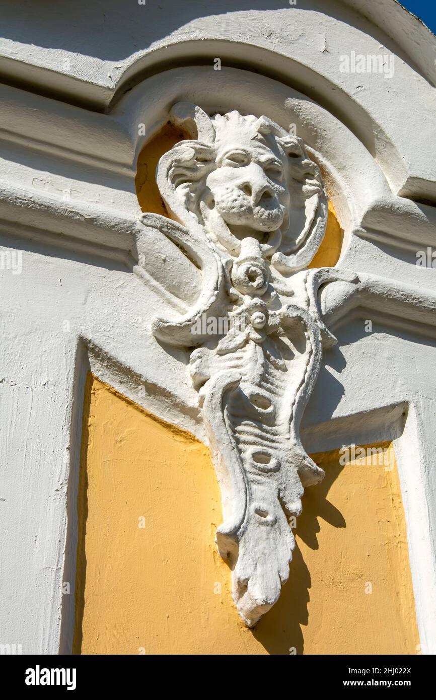 Mascaron mask hi-res stock photography and images - Alamy