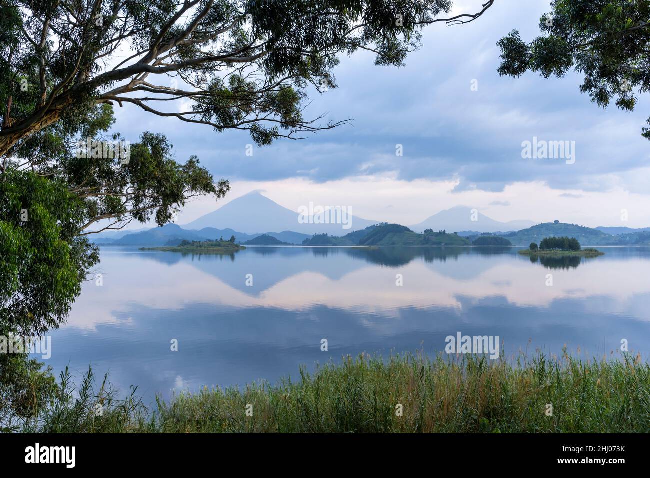 Mutanda lake resor hi-res stock photography and images - Alamy