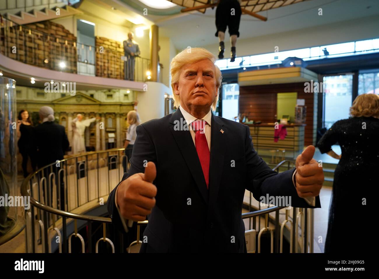 Hamburg, Germany. 26th Jan, 2022. The wax figure of ex-Us President ...