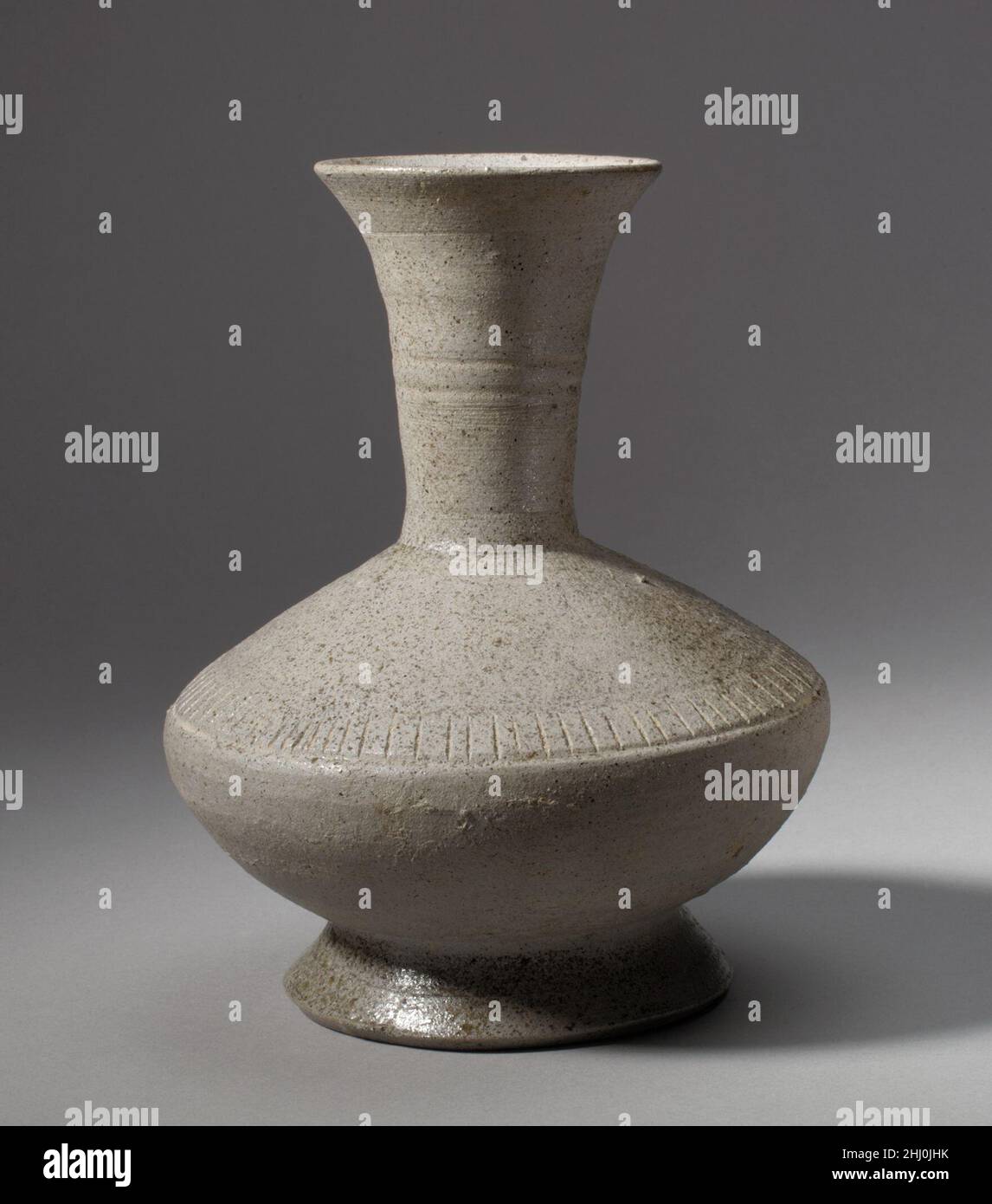 Long-Necked Bottle 8th century Japan Sue ware represents a turning ...