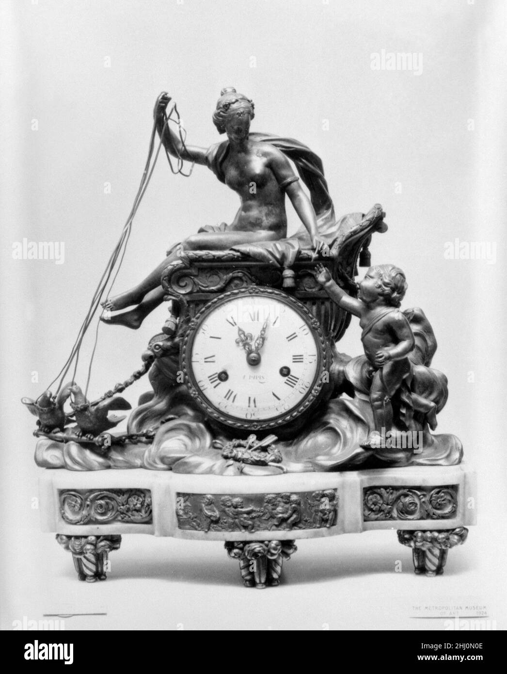 Rococo clock Black and White Stock Photos & Images - Alamy