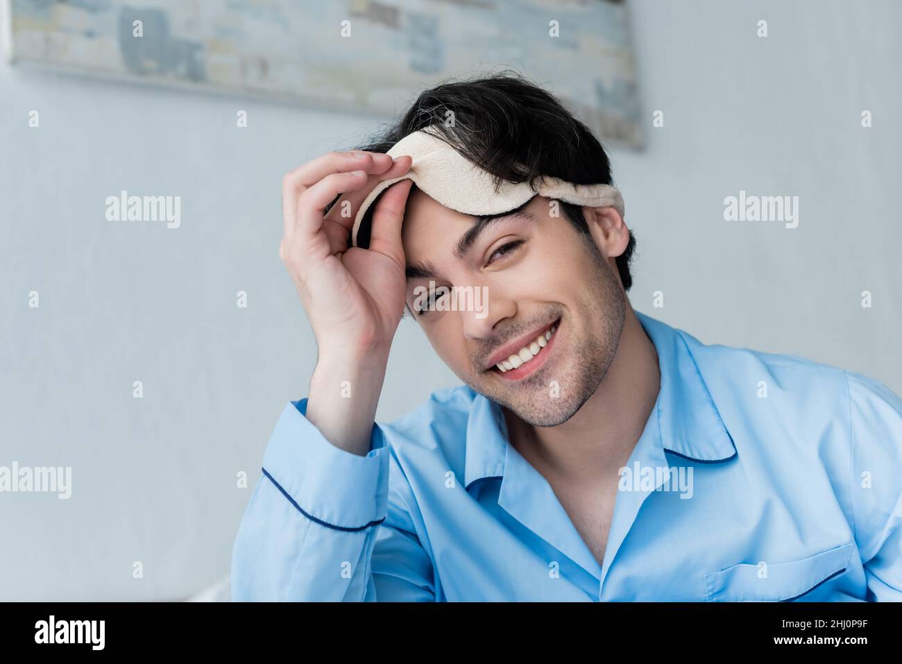 Man taking off mask hi-res stock photography and images - Alamy Man taking off mask hi-res stock photography and images - Alamy