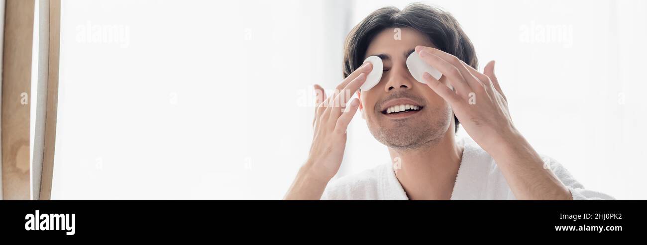 Wiping eyes hi-res stock photography and images - Alamy