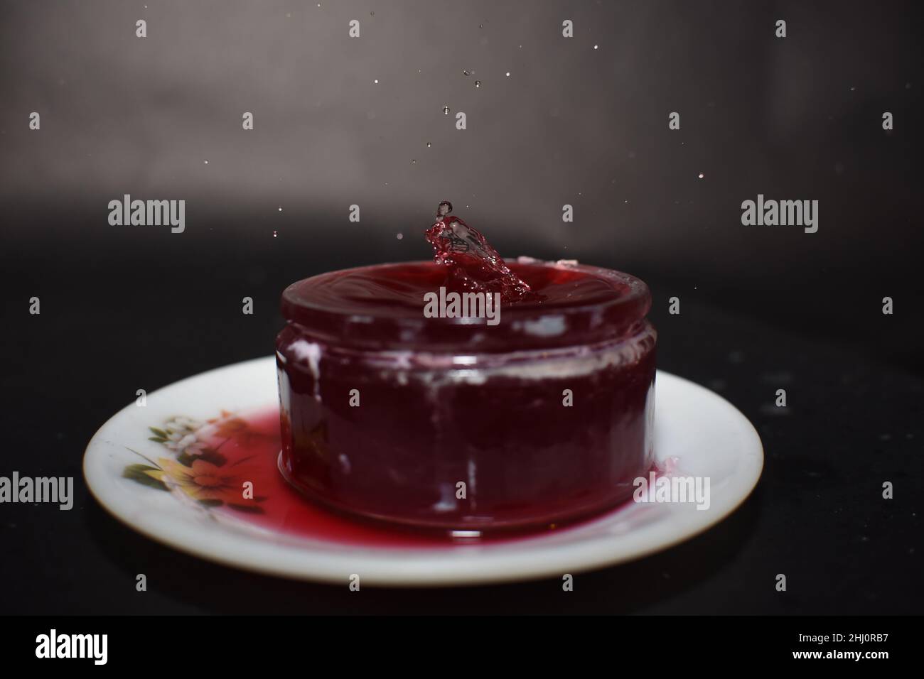 Water splash in studio hi-res stock photography and images - Alamy