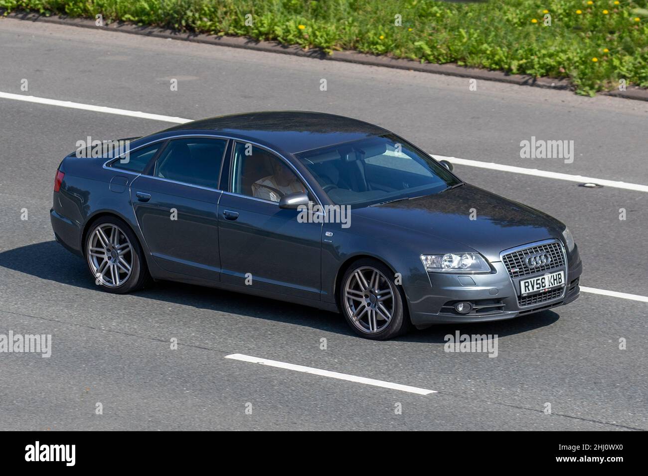 2008 grey Audi A6 TDi Le Mans Edition, 2698cc 6 speed manual driving on ...