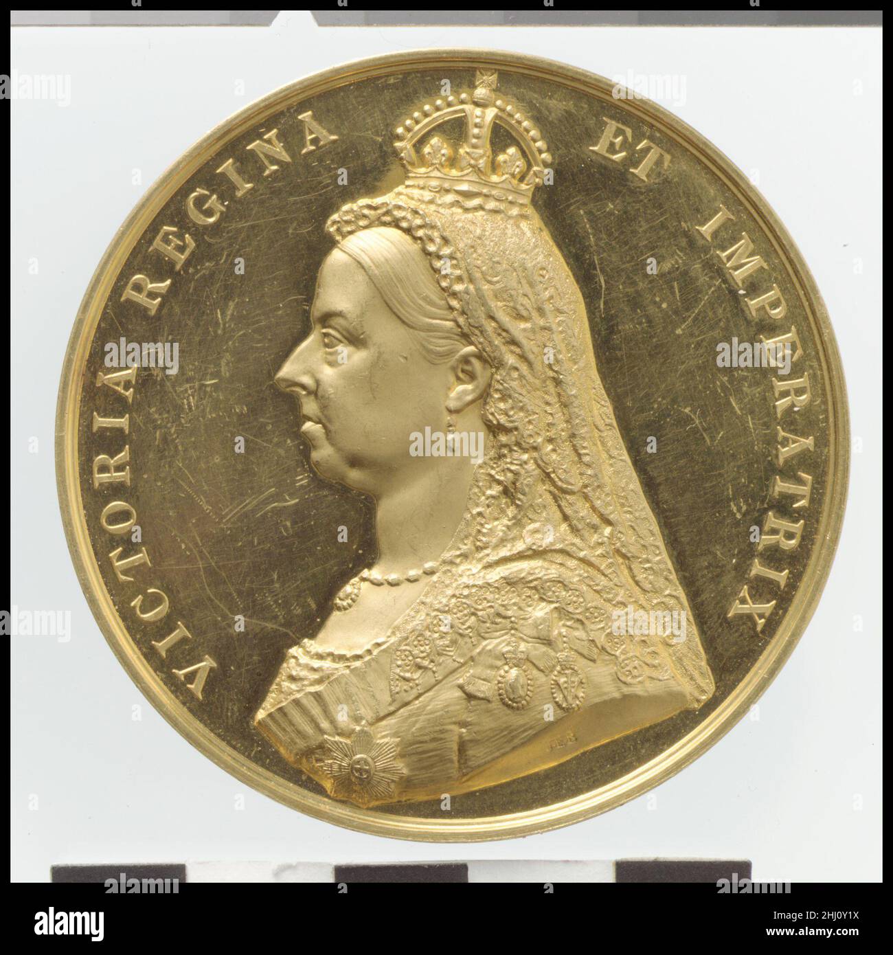 Queen Victoria 1887 Medalist: Leonard Charles Wyon. Queen Victoria ...