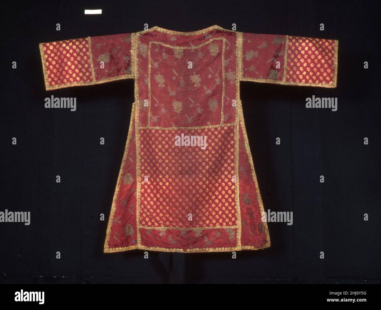 Liturgical vestment hi-res stock photography and images - Alamy