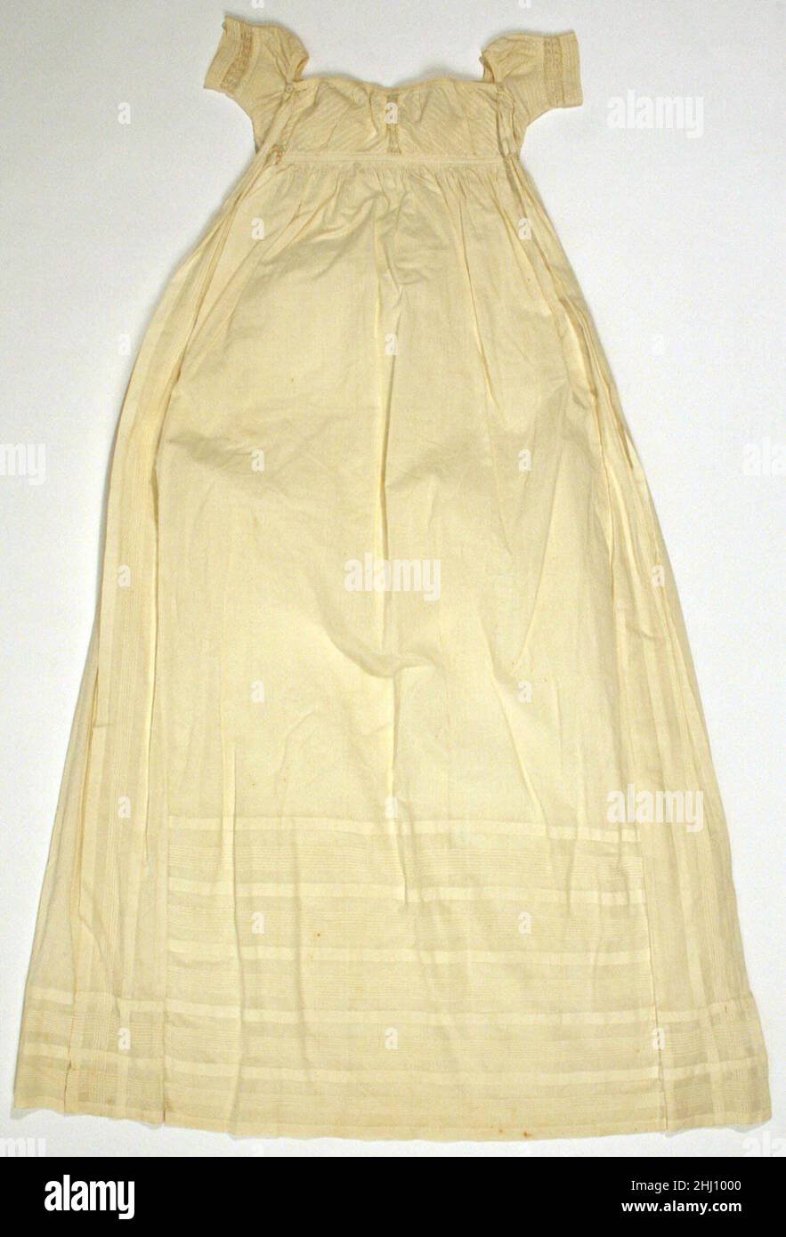 Muslin robe hi-res stock photography and images - Alamy