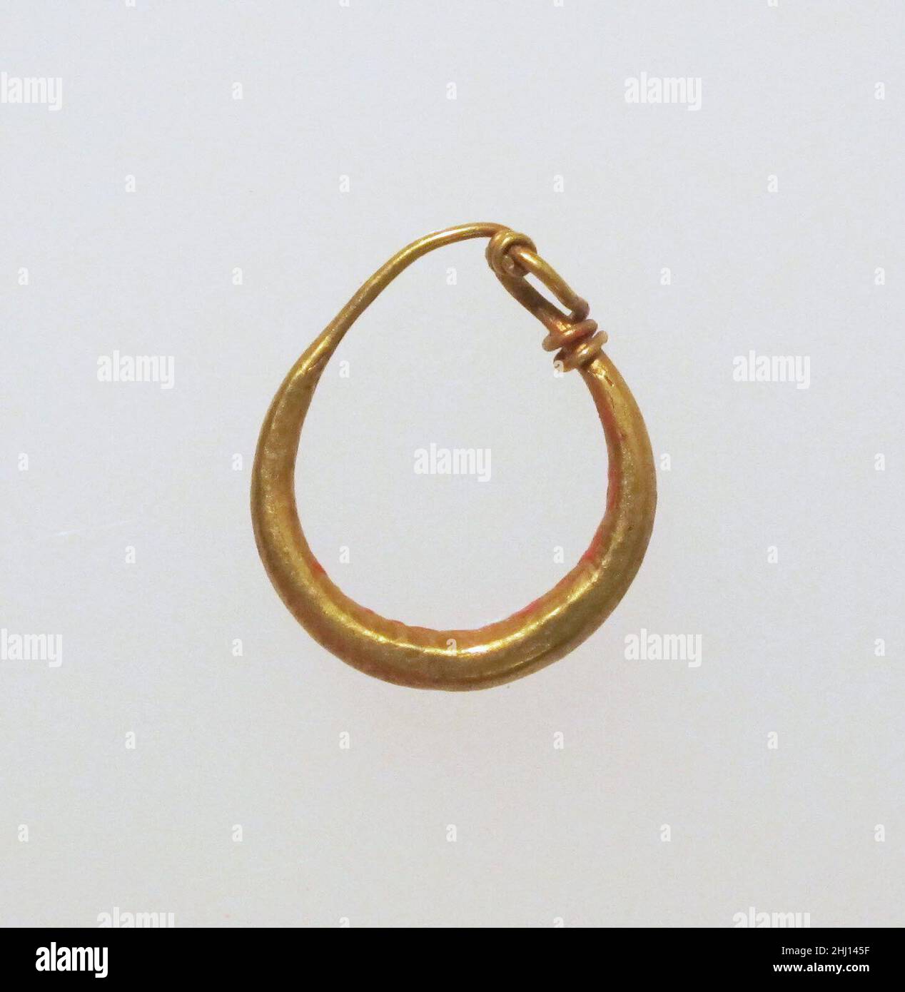 Loop attachment hi-res stock photography and images - Alamy