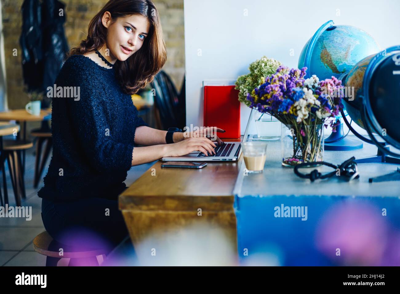 Woman working remotely on hi-res stock photography and images - Alamy