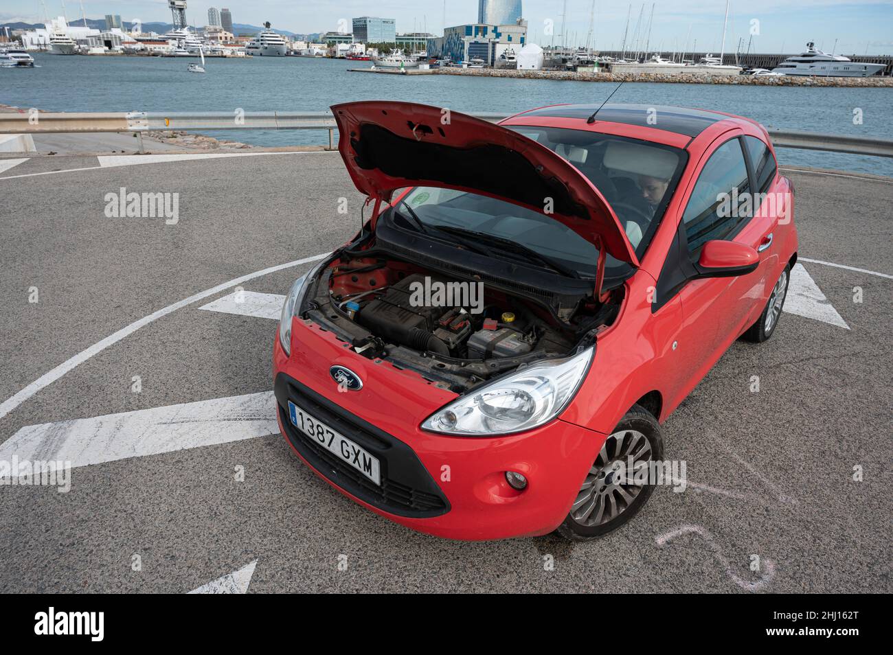 Front view of a small red Ford Ka car Stock Photo - Alamy