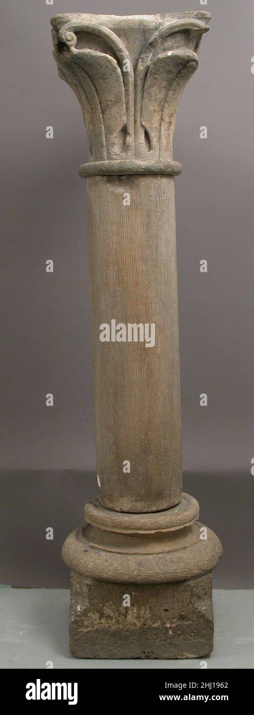 Column 12th–13th century French. Column 466819 Stock Photo - Alamy
