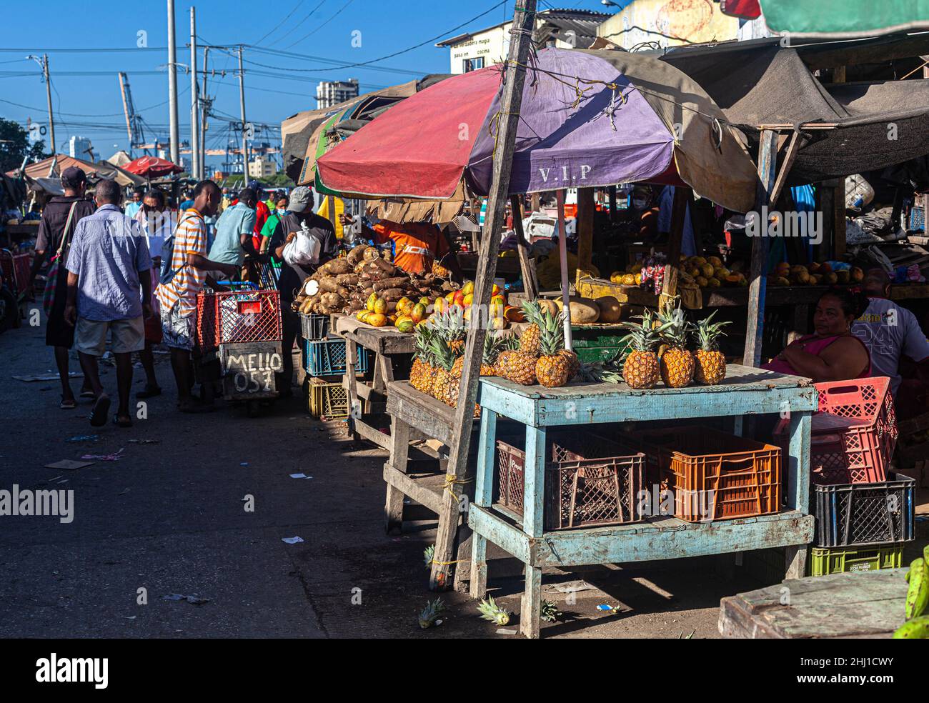 Fruit stalls at Mercado Bazurto, Cartagena de Indias, Colombia Stock ...