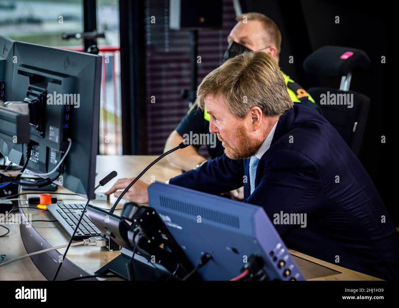 Lock ijmuiden hi-res stock photography and images - Alamy