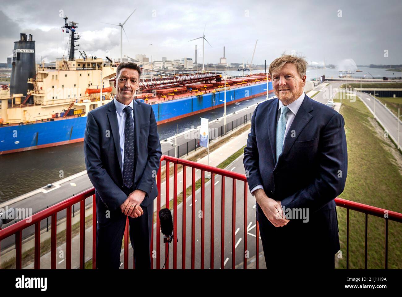 Lock ijmuiden hi-res stock photography and images - Alamy