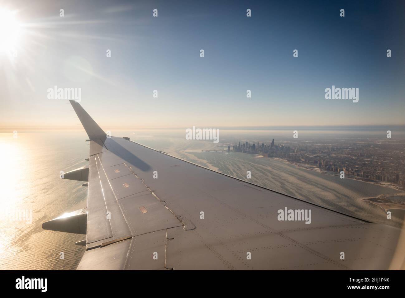 Chicago airport aerial hi-res stock photography and images - Alamy