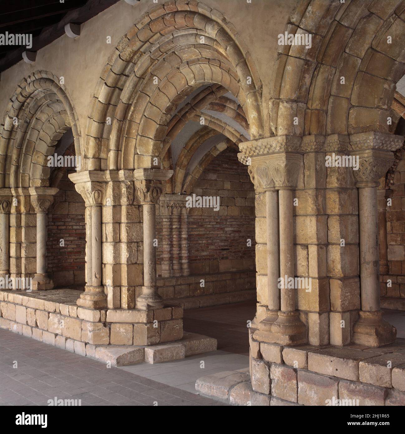 Chapter House from Notre-Dame-de-Pontaut 12th century French The ...