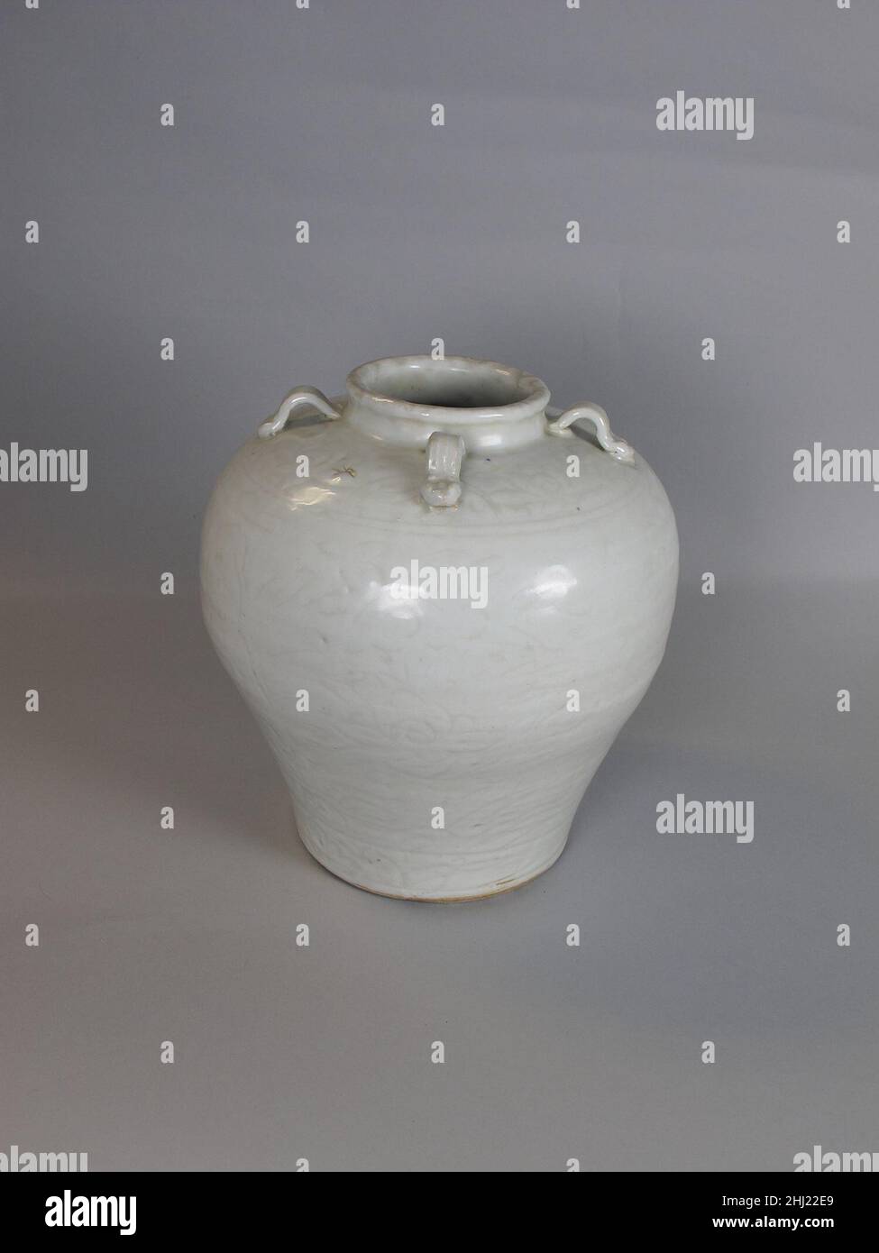 Jar with four lugs 16th century China. Jar with four lugs 46017 Stock ...