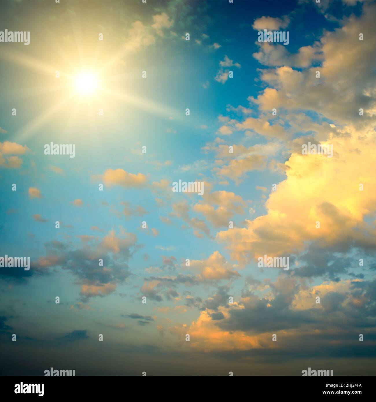Bright horizon hi-res stock photography and images - Alamy