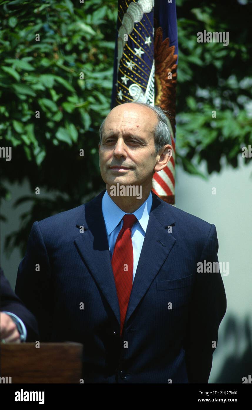 **FILE PHOTO** Supreme Court Justice Stephen Breyer To Retire. Chief ...