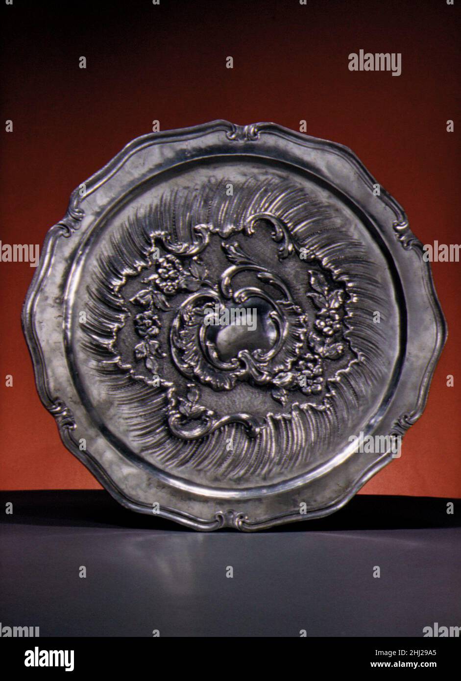 Salver 18th century French. Salver 189080 French, Salver, 18th century ...