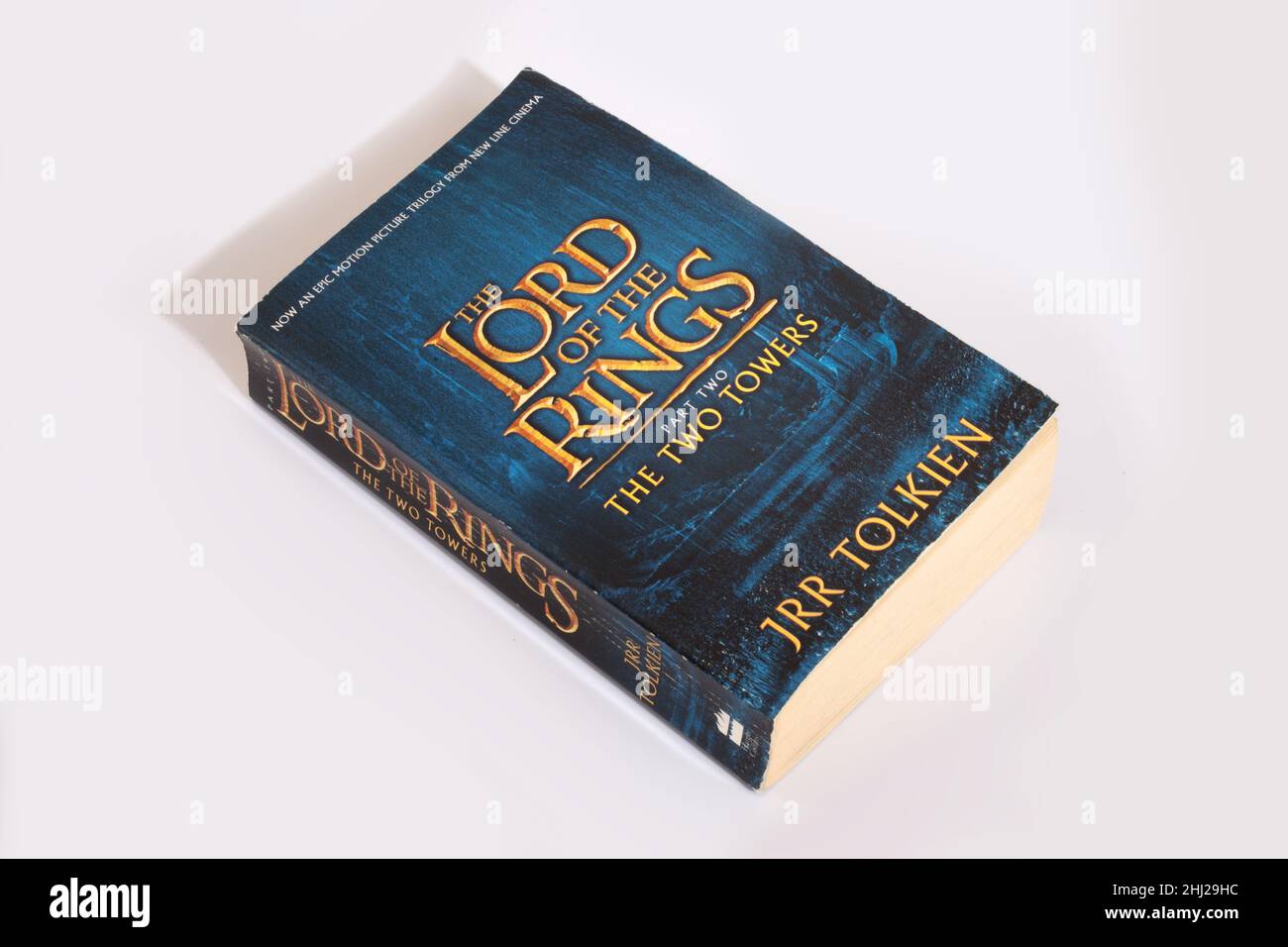 Lord Of The Rings The Two Towers Book Cover | Detroit Chinatown
