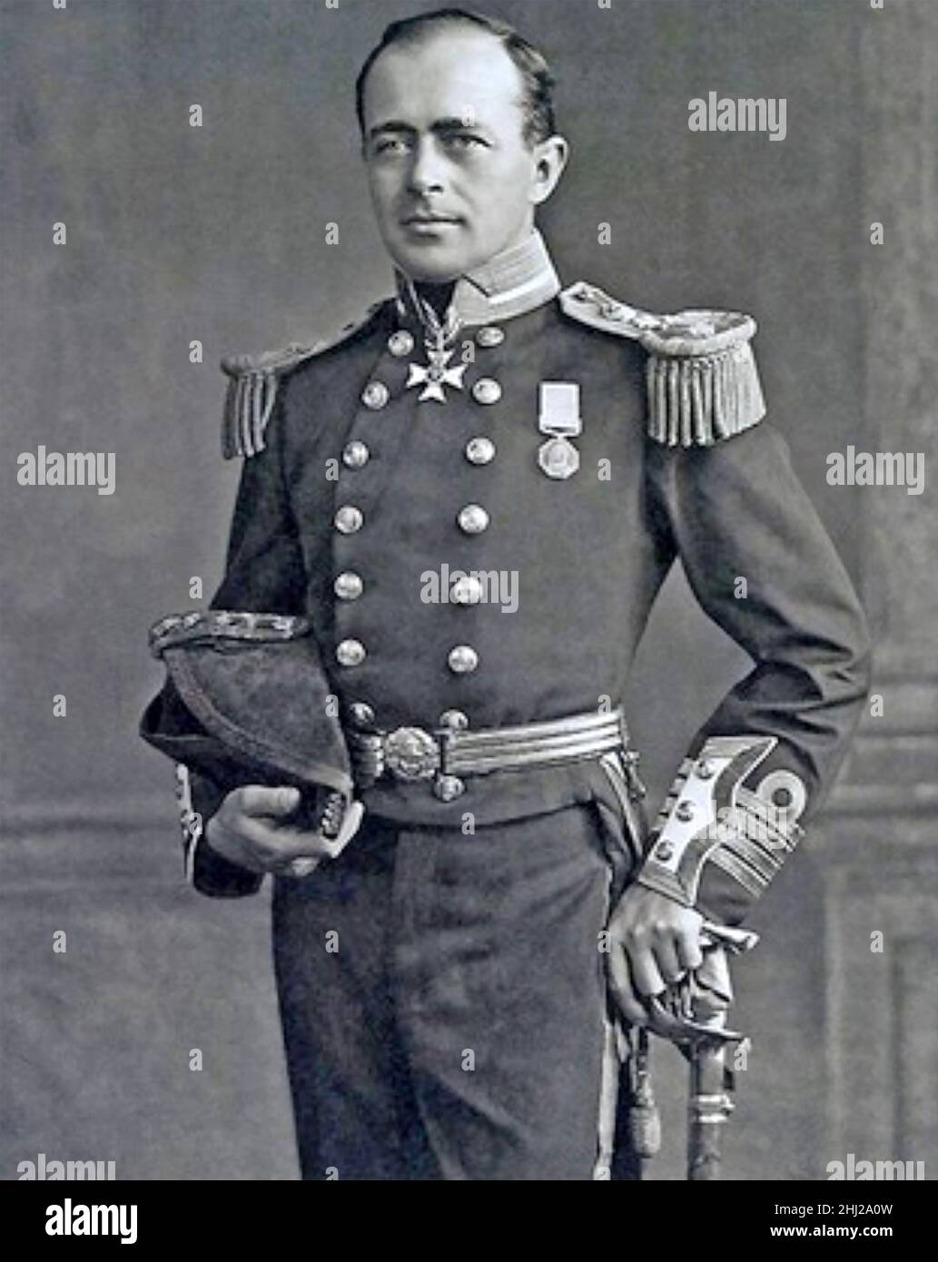 Falcon scott 1868 1912 royal navy hi-res stock photography and images ...