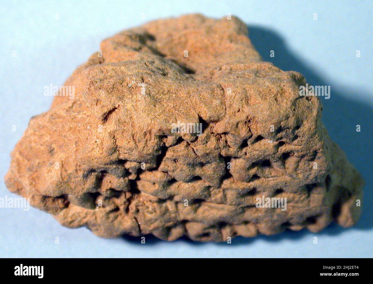Babylonian tablet fragment hi-res stock photography and images - Alamy