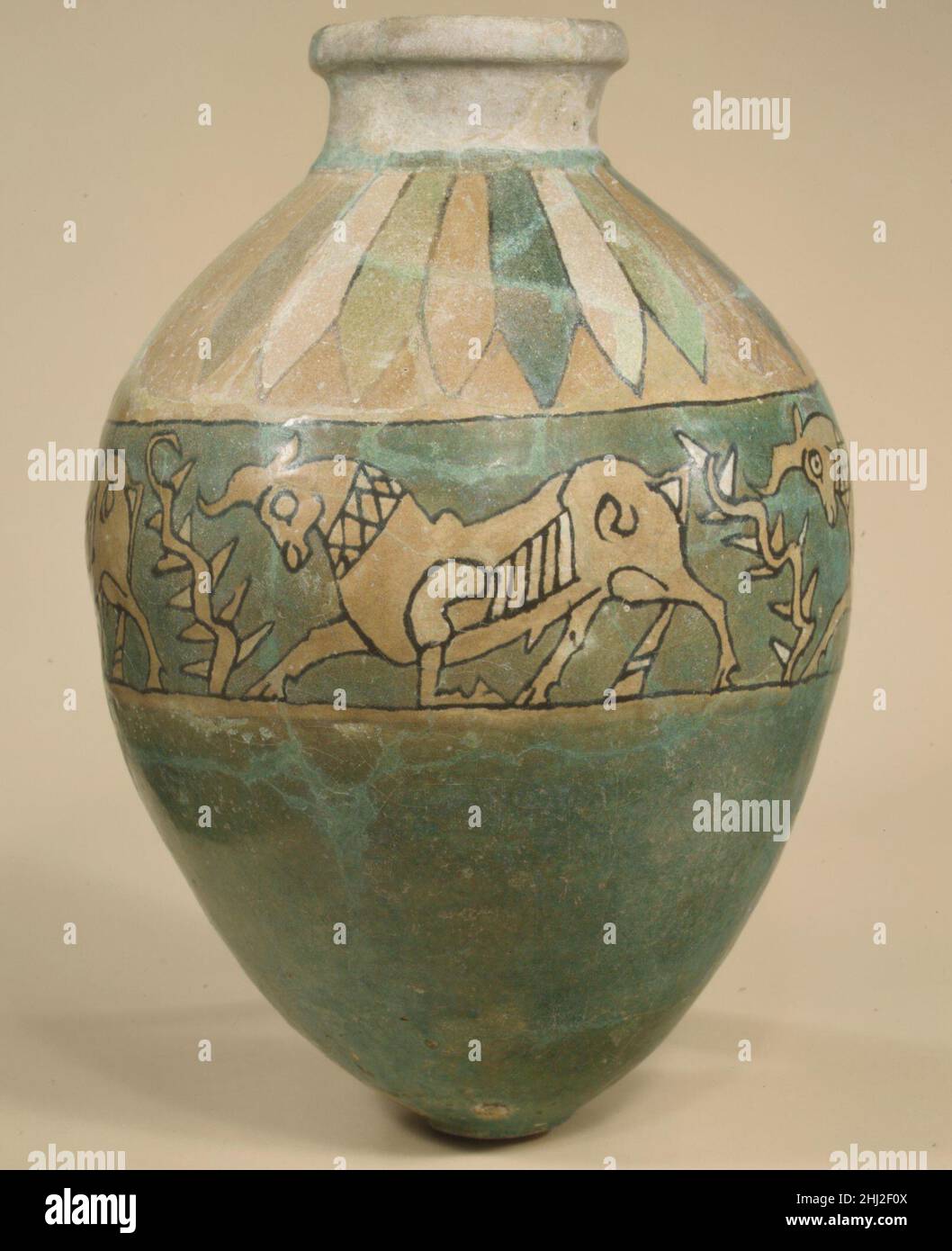 Ancient glass mesopotamia hi-res stock photography and images - Alamy