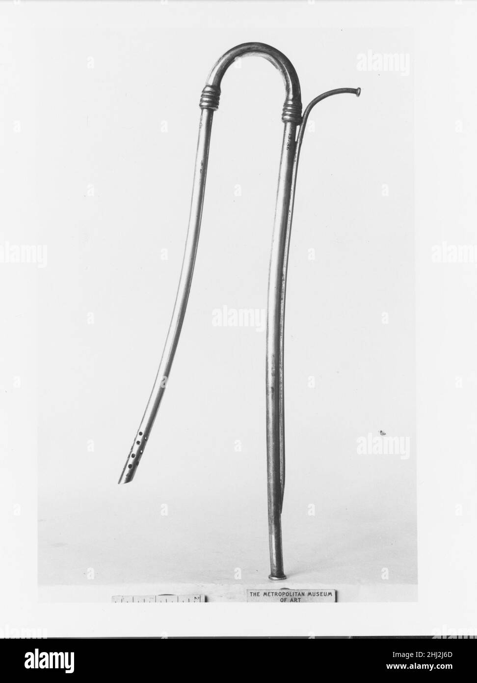 Siphoning hi-res stock photography and images - Alamy