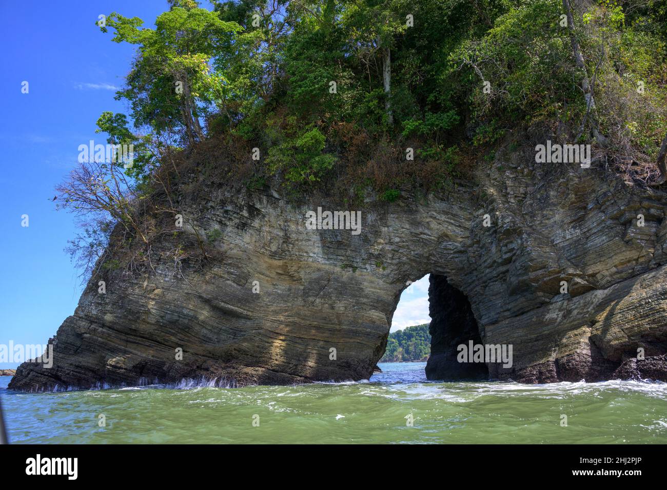 Rock gate at Punta Pinuela, Marino Ballena National Park, Uvita ...