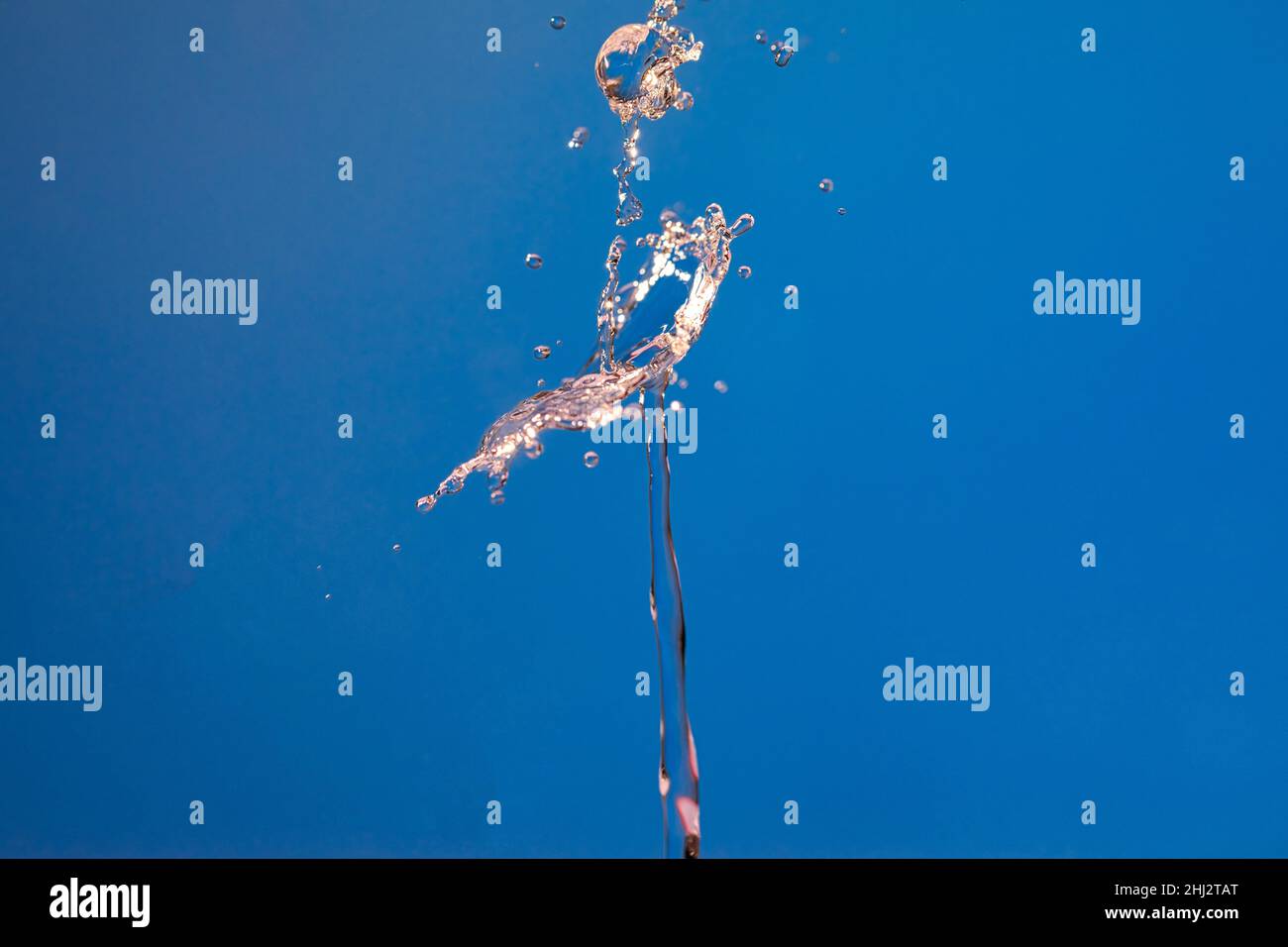 Drop photography, water highspeed photography, water column, drops ...