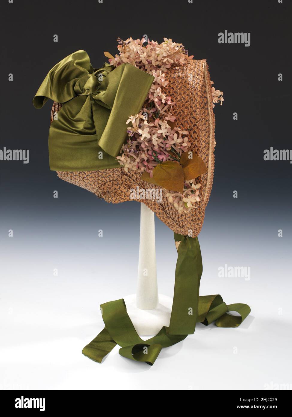 Poke bonnet ca. 1865 American Poke bonnets, named for their small crown ...