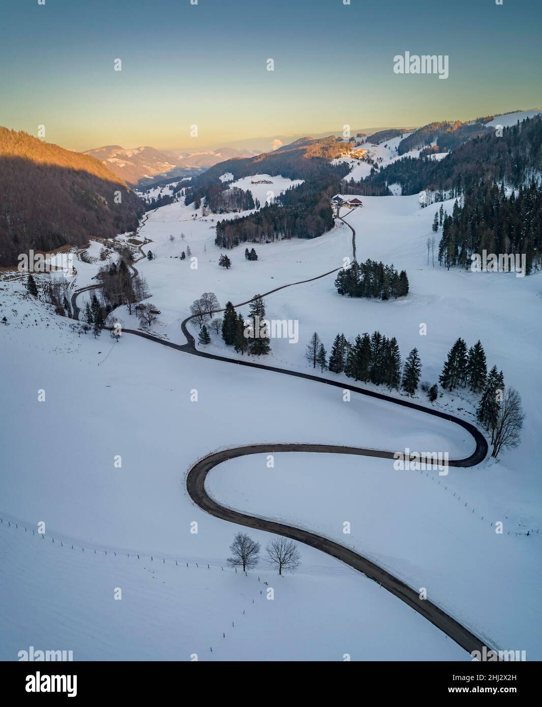 Aerial s road hi-res stock photography and images - Alamy