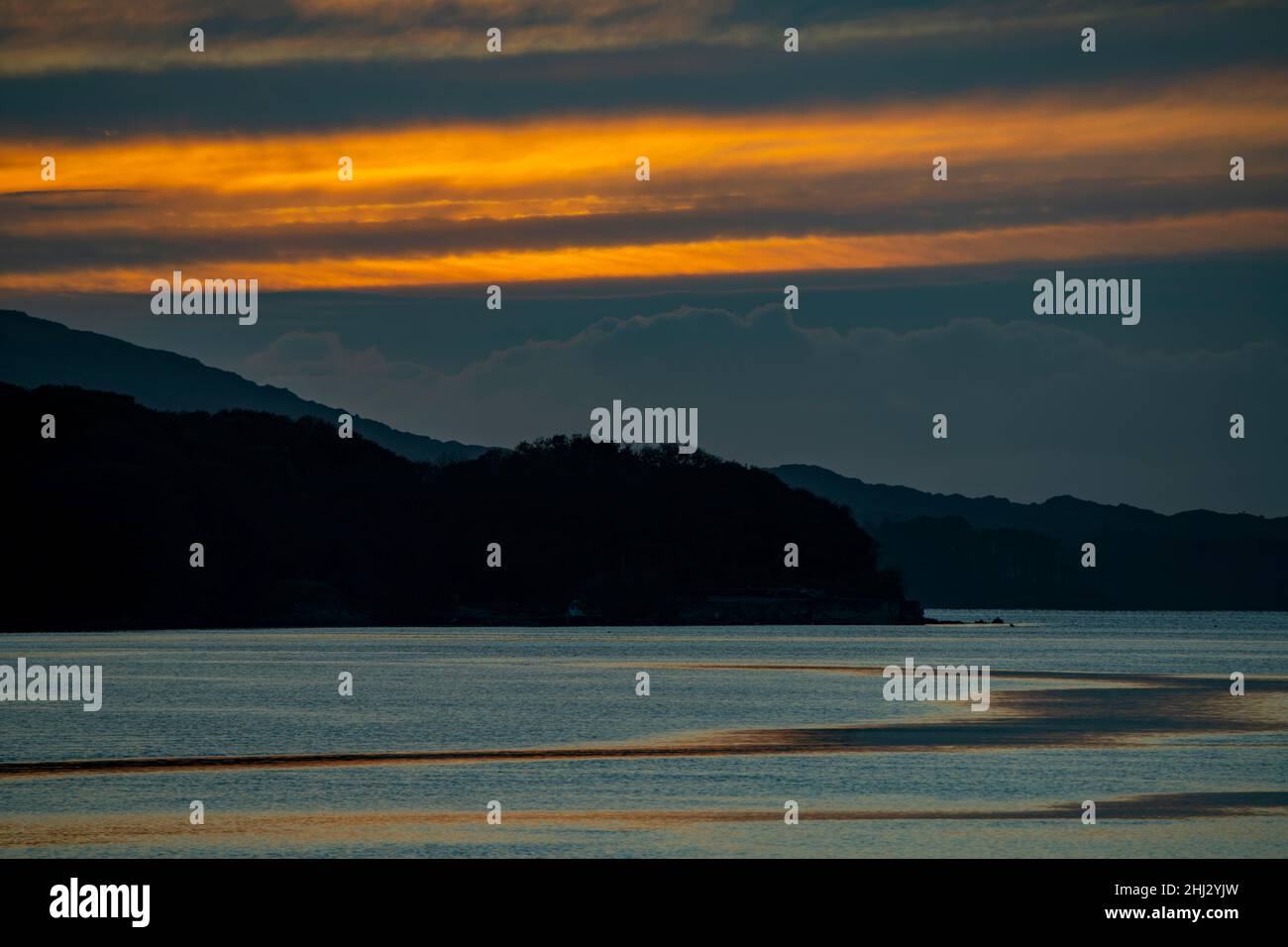 Kenmare bay hi-res stock photography and images - Alamy