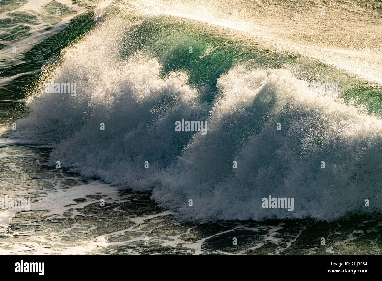 Wave in north atlantic hi-res stock photography and images - Alamy