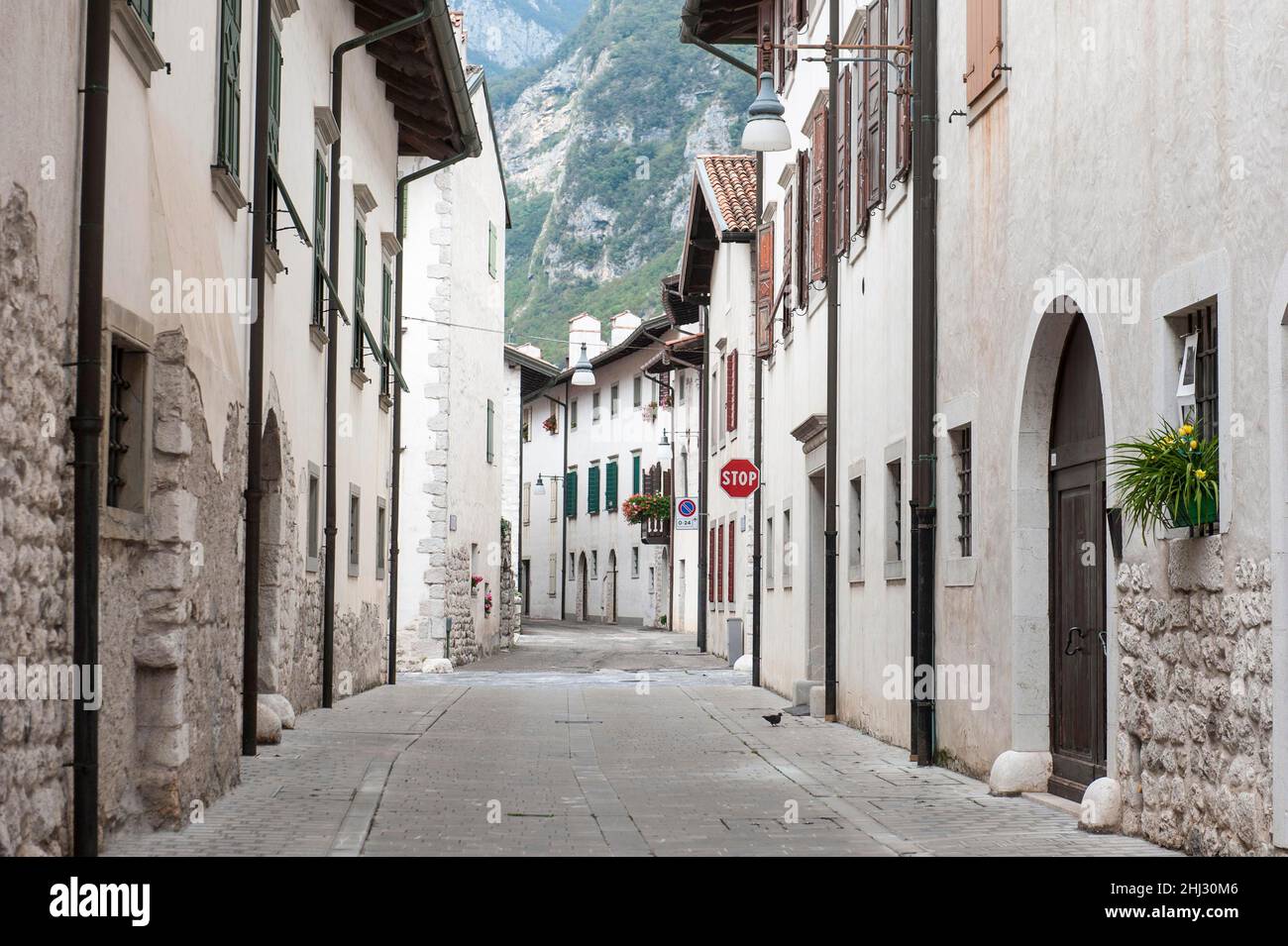 Venzone in italy hi-res stock photography and images - Alamy
