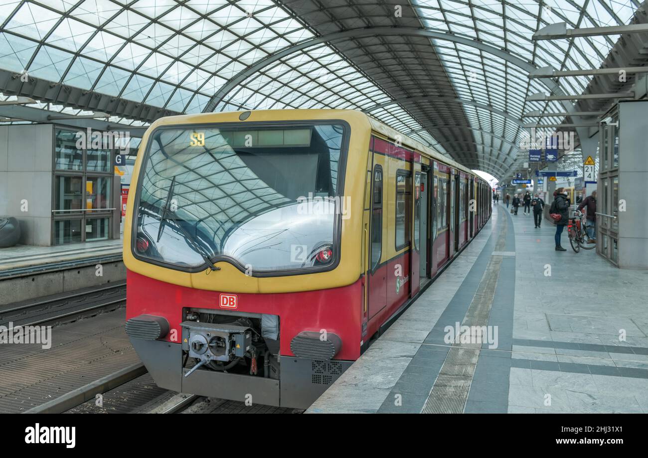 S-Bahn, Spandau station, Berlin, Germany Stock Photo - Alamy