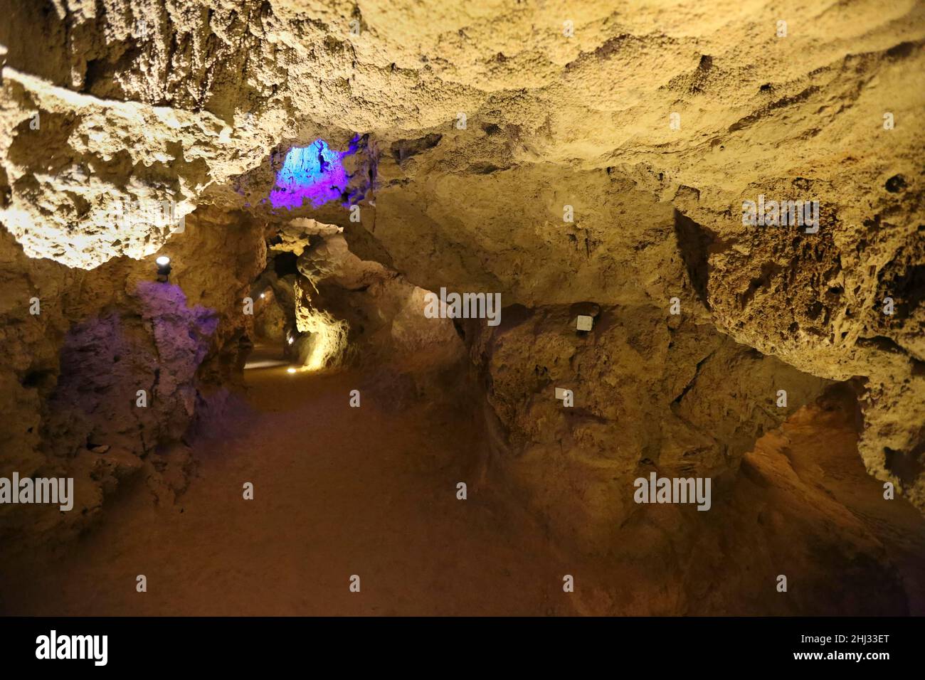 Olga Cave, limestone tuff cave, Lichtenstein-Honau, Baden-Wuerttemberg ...