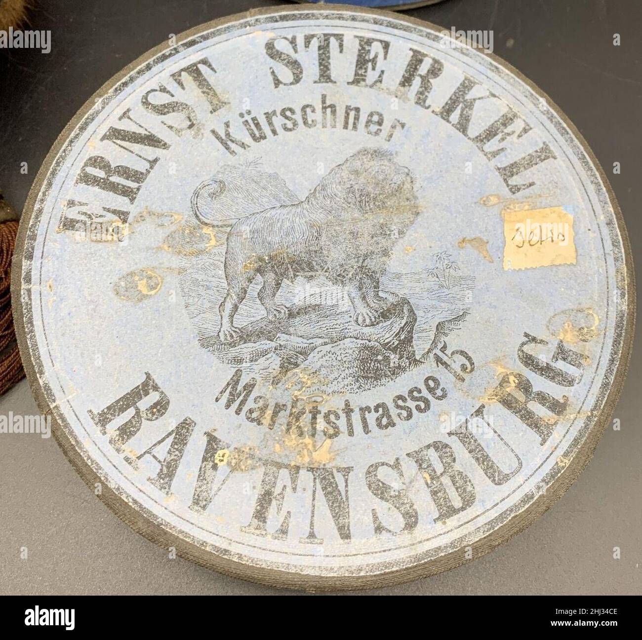 Ernst Sterkel, Kürschner, Ravensburg (Muffschachtel Stock Photo - Alamy