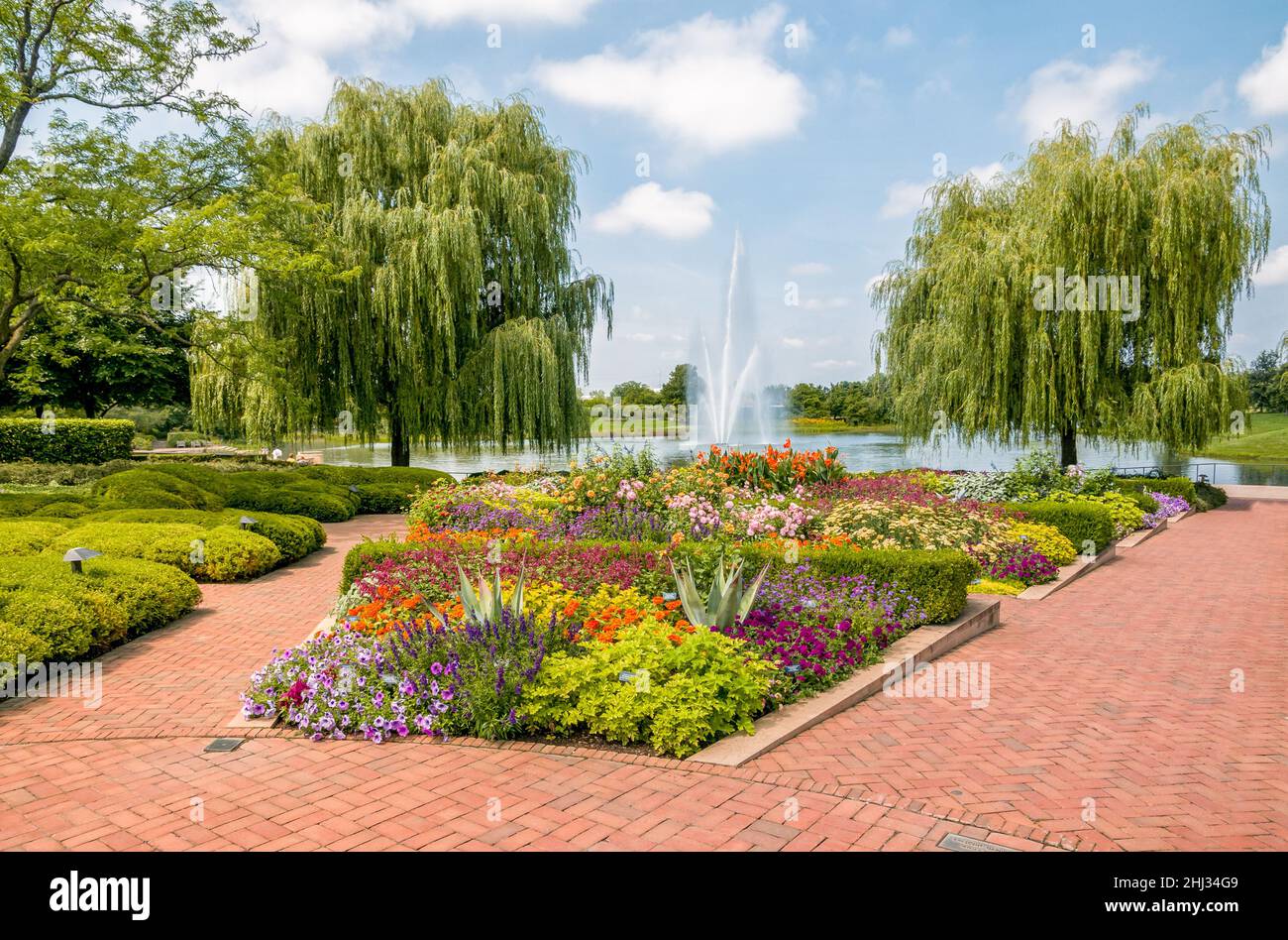 Chicago Botanic Garden summer landscape, Glencoe, Illinois, USA Stock ...