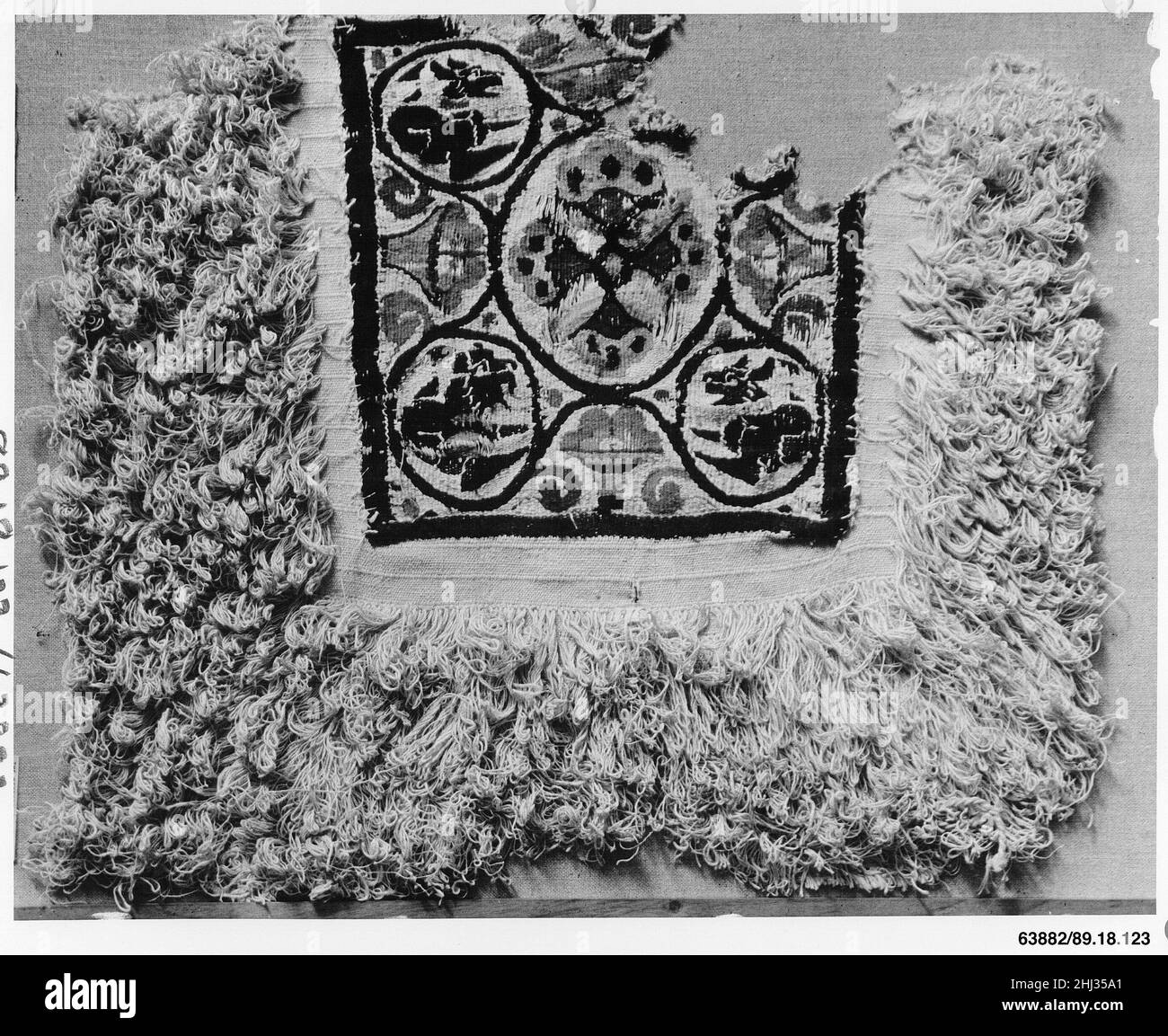 Woven tapestry hi-res stock photography and images - Alamy
