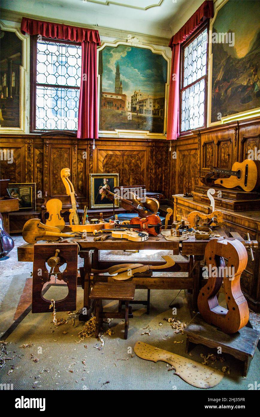 String Instrument Workshop, Museum of Baroque Music, focusing on the ...