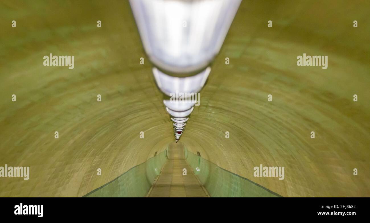 Tubular tile hi-res stock photography and images - Alamy