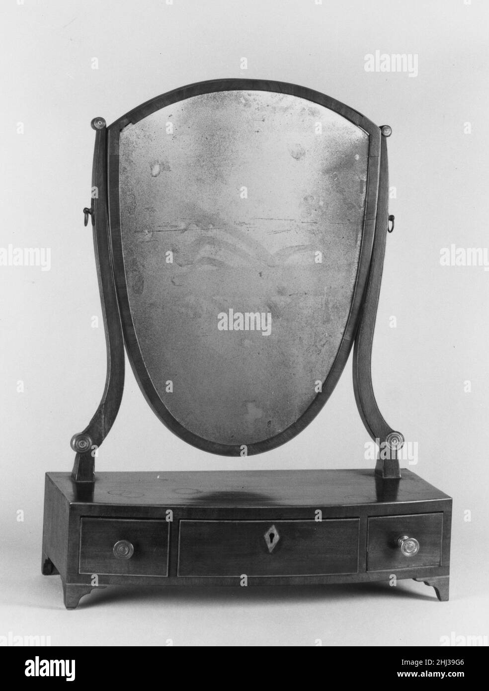 Dressing Stand ca. 1800 American. Dressing Stand 3418 Stock Photo - Alamy